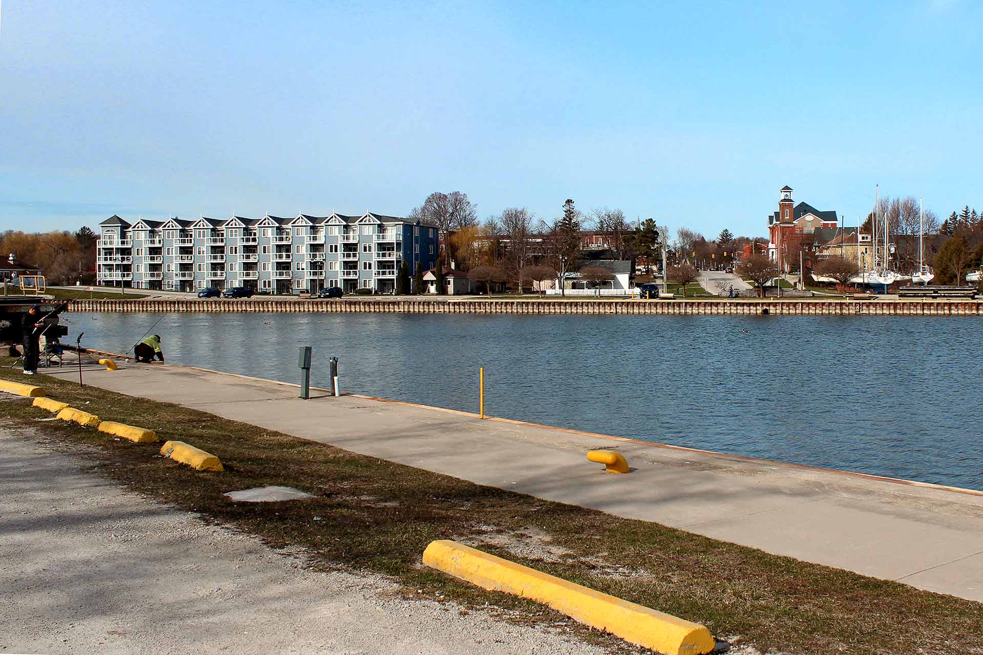 Meaford Harbour - The Landing Extended Stay Quarters